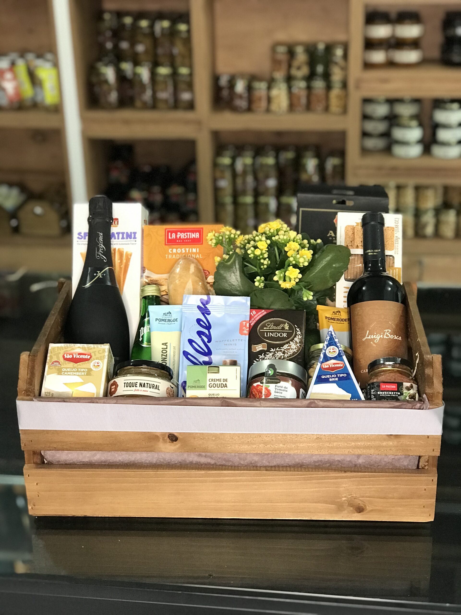 CESTAS QUEIJOS E VINHOS – Emporio471